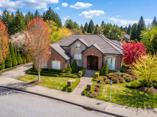 Vancouver Red House - Coquitlam