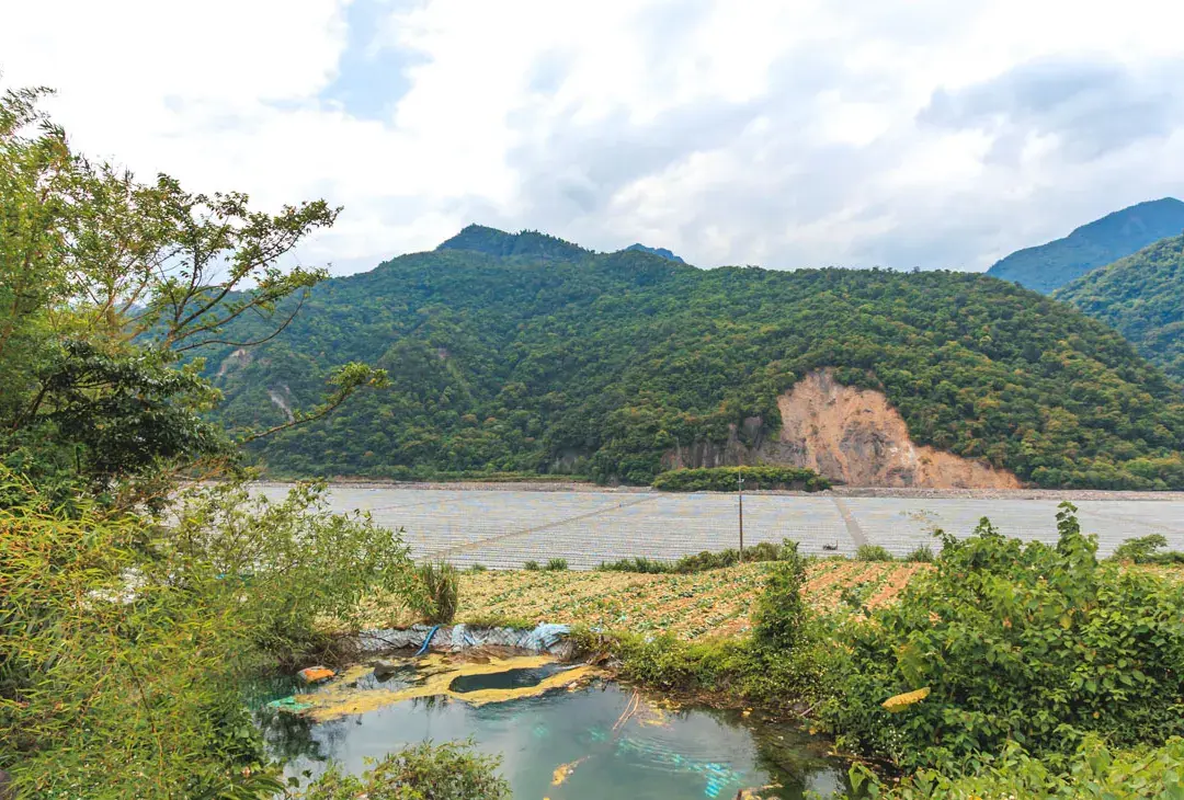 Geothermal Camper Van - Yilan