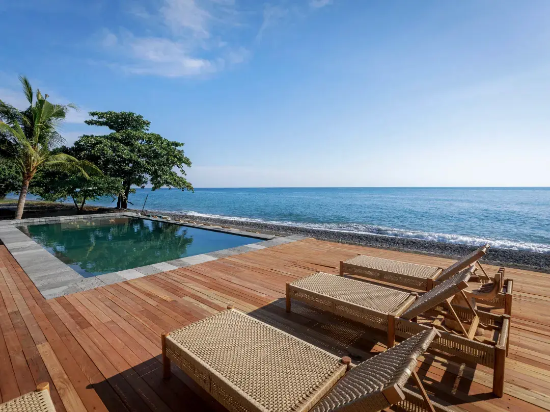 Vela Tianyar Oceanfront Glamping - Bali