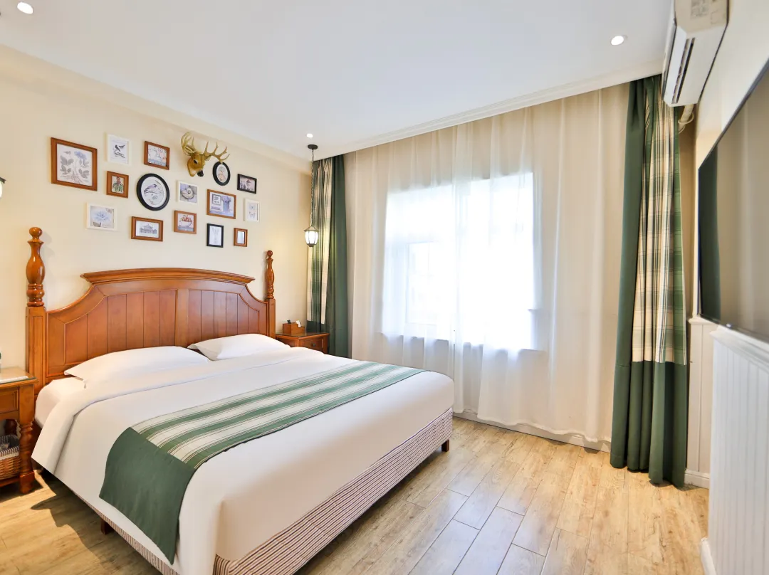 Coler Town Holiday Hotel - Siping