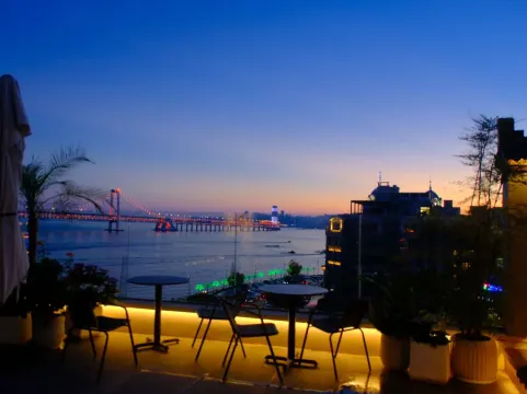 Qingsong·yaju - Dalian