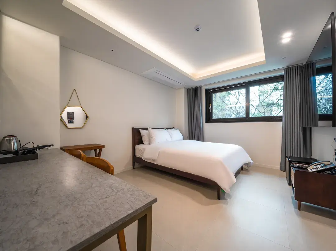 Bluebird Hotel Incheon - Seoul