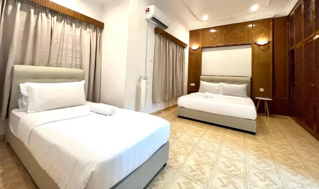 2-stry 4br Beside Jonker Street Taman Kota Laksamana 11 By Myplace - Malacca