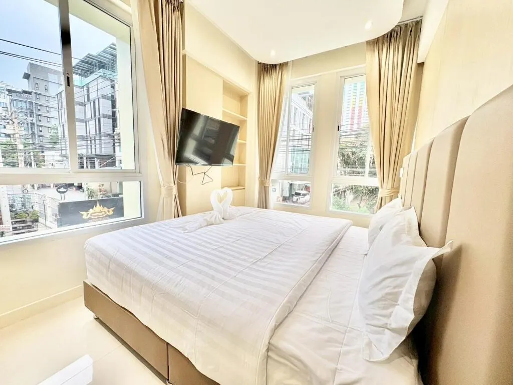 Abc Qq Hotel - Dusit District