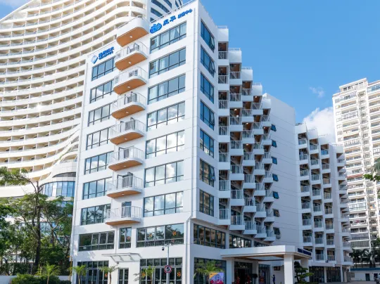 Universal Splendor Sanya Resort Oceanview Hotel - Sanya