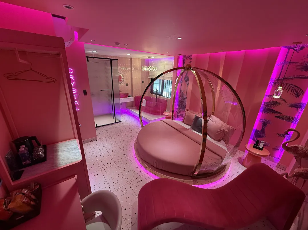 Ngan Le Mot Dem Hotel - Binh Hung