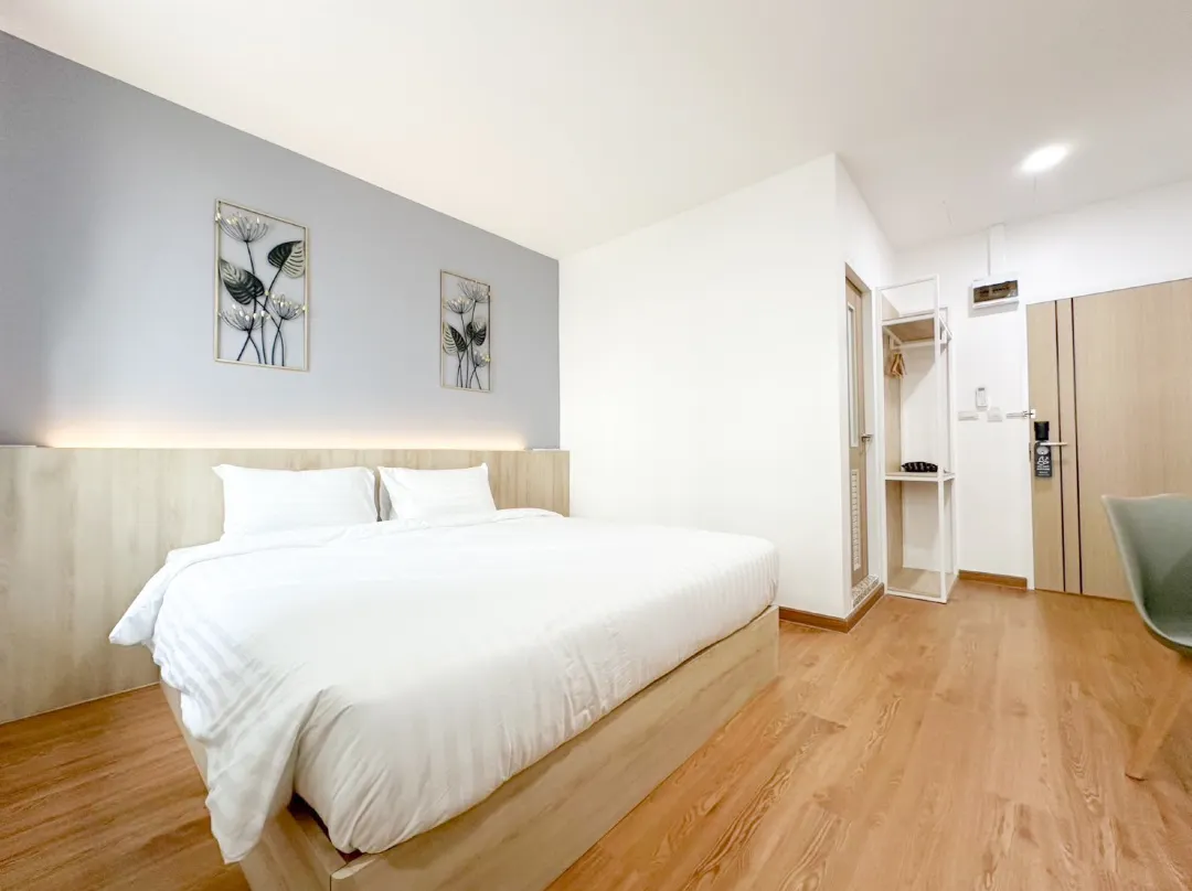 H-banaat Hotel - Bang Kruai