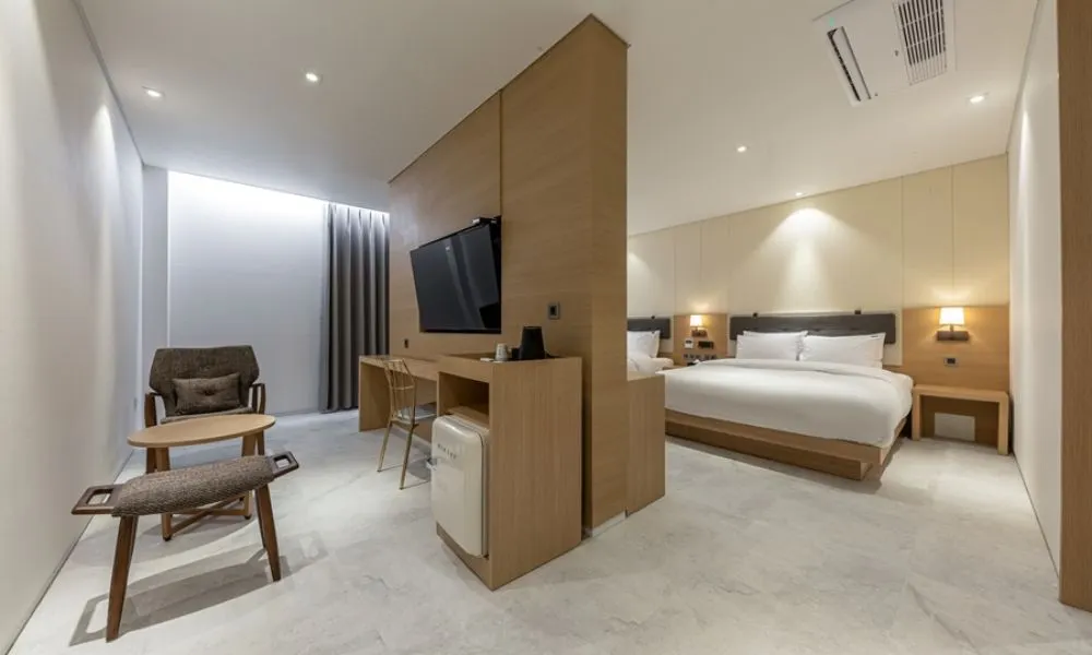 Daisy Hotel Changwon - 양덕동