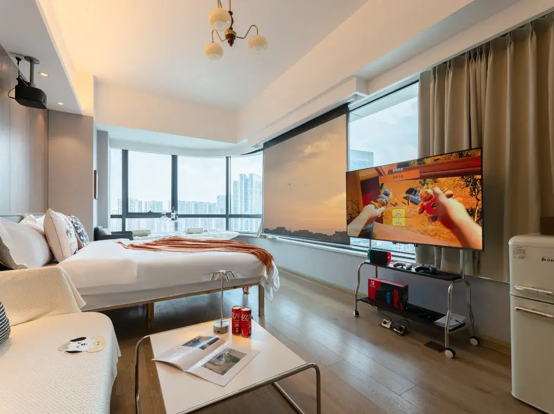 "With Wind And You · Mahjong Projection · Game Console · Suite Apartment (Dongjiao Memory Store - Chengdu