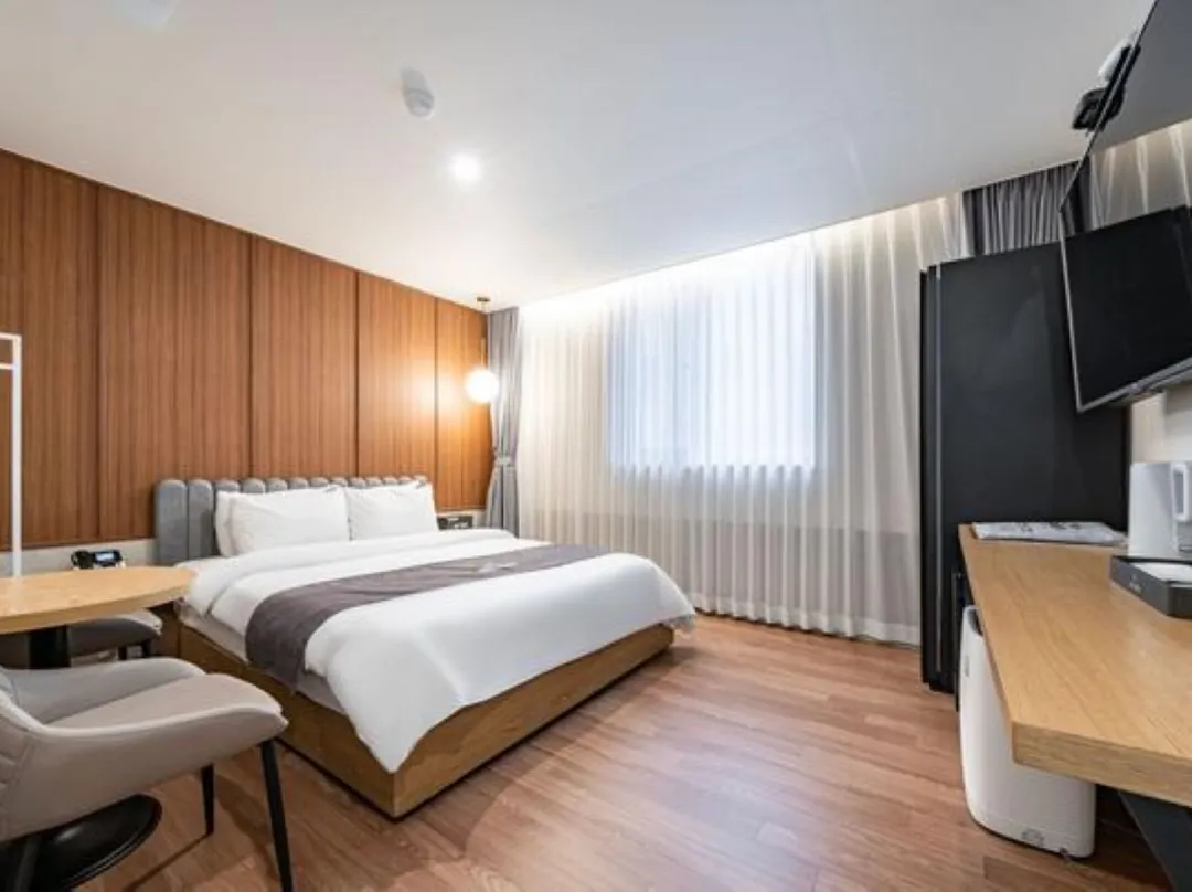Seven Bricks Hotel - Naju-si