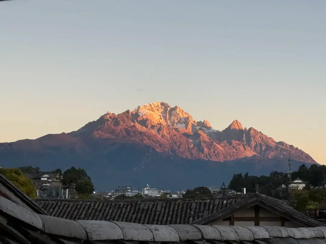 Sunshine Small Courtyard - Lijiang