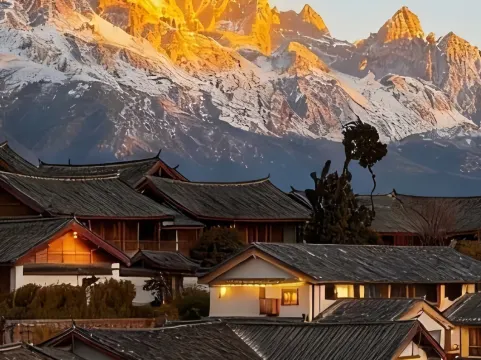 Zhiyi Travel - Mountain View Resort With Luxurious Accommodations For Relaxation And Adventure - Lijiang