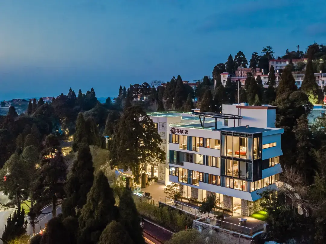 Yijingshanju Light Luxury Resort Hotel - Fuzhou