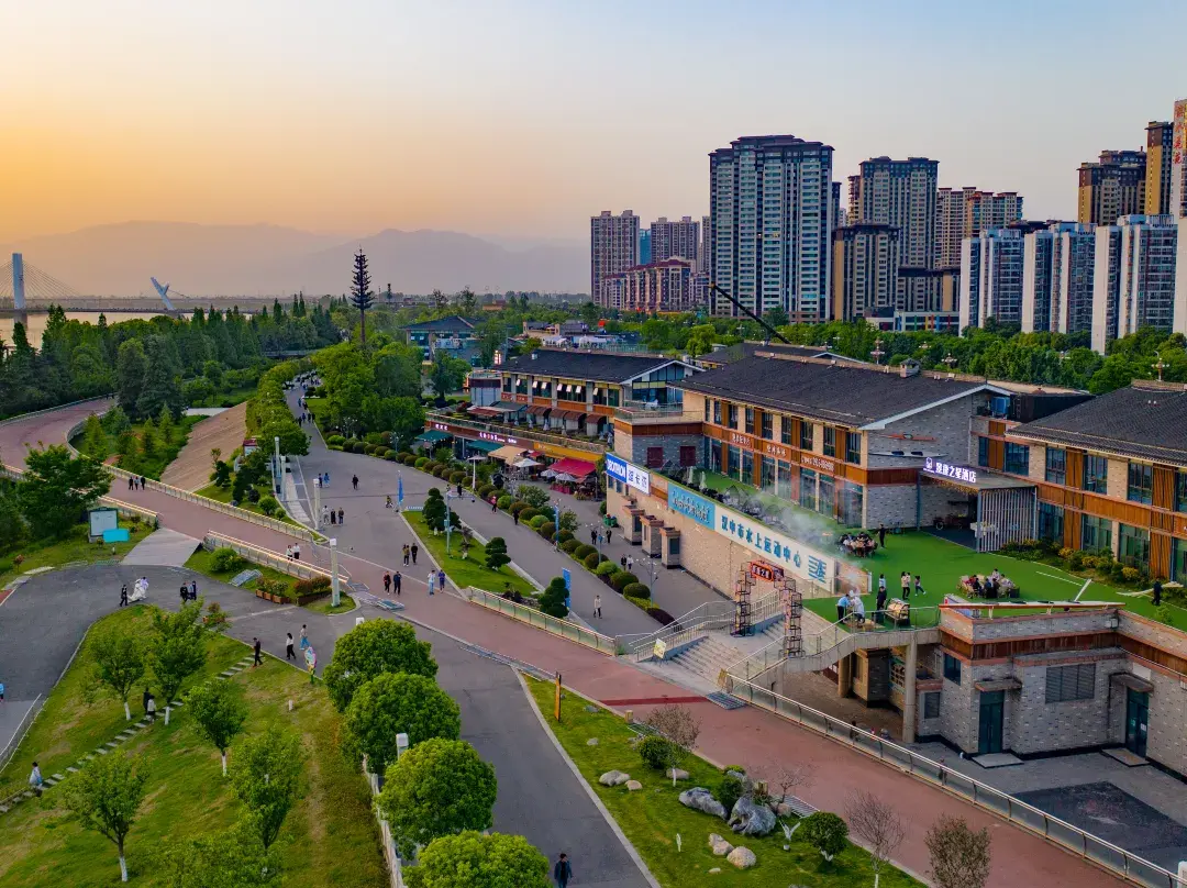 Hanzhong Jingyi Star Hotel - Hanzhong