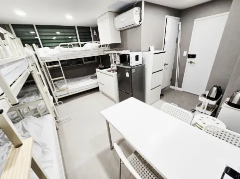 White Green Guesthouse - Seoul