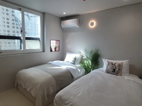 Rabbit Hotel - Cheonan