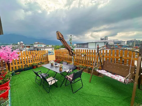 Dali Lane To · Please Answer 1997 B&b - Dali