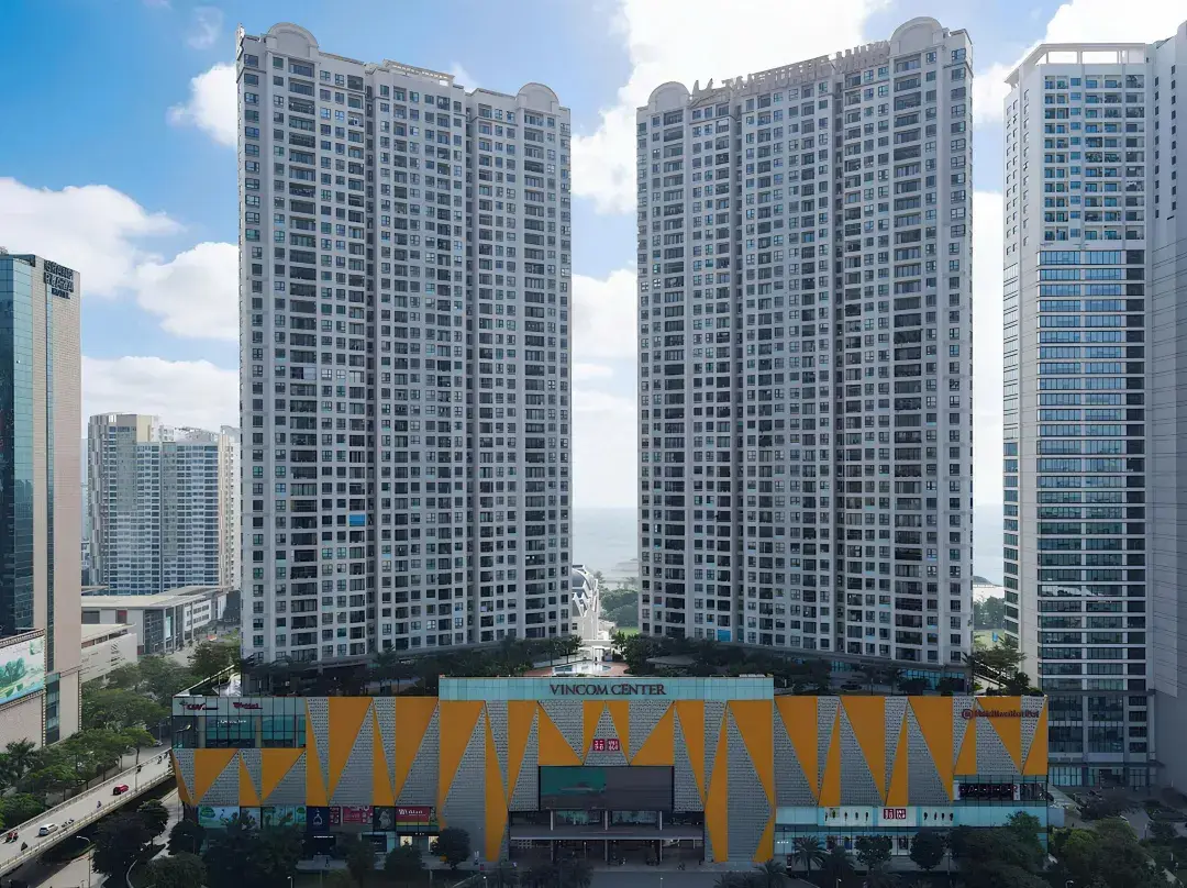 Luxury Serviced Apartment Vinhomes D’capitale Hanoi  -  Jenny House - Hanoi