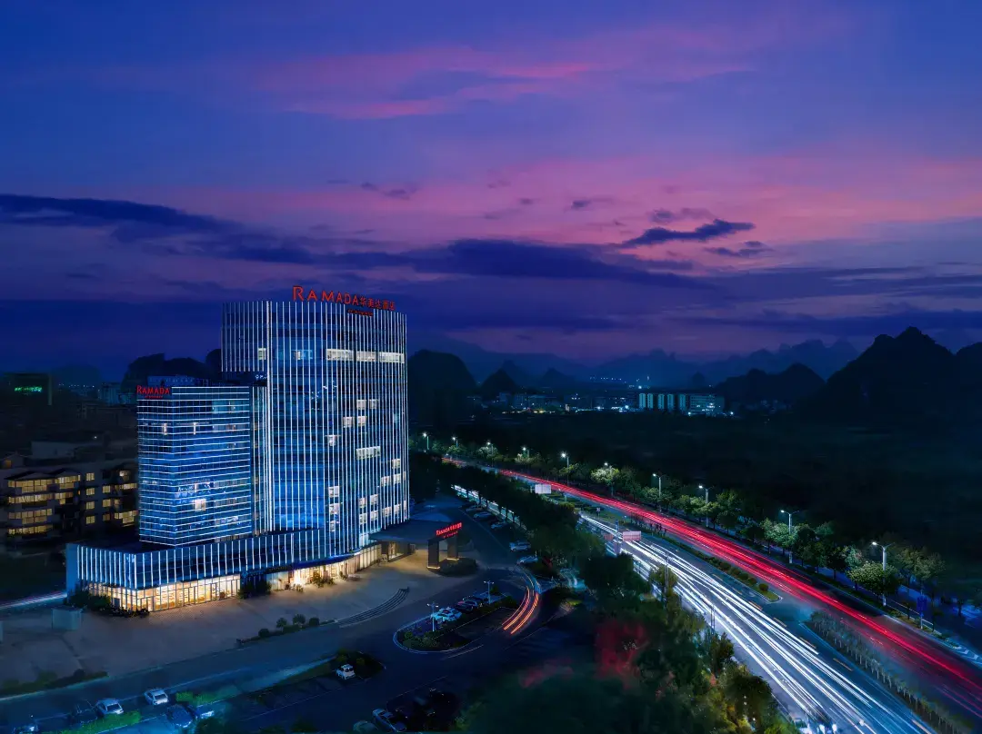 Ramada By Wyndham Guilin Hi-tech Zone - 