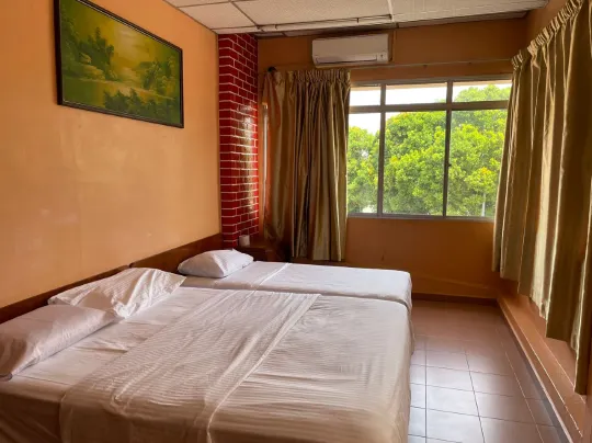 Oyo 91284 White House Hotel Kluang - Kluang