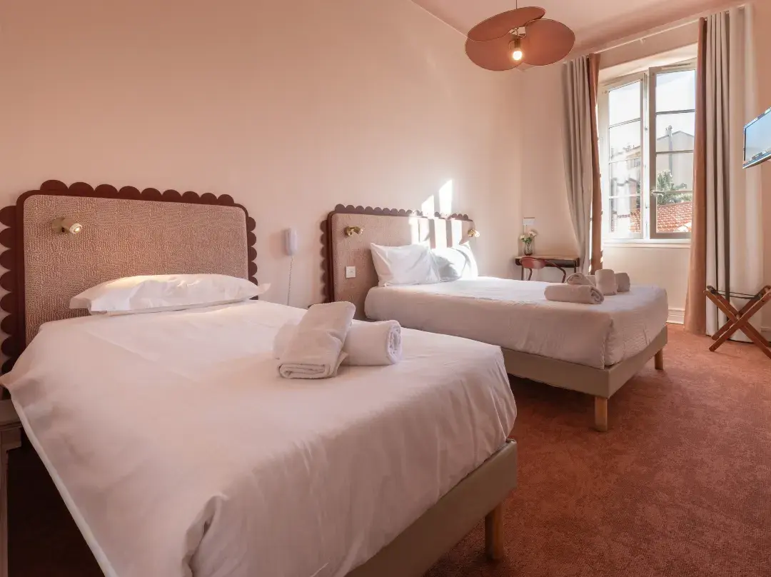 Hôtel Louvia - Alpes-Maritimes