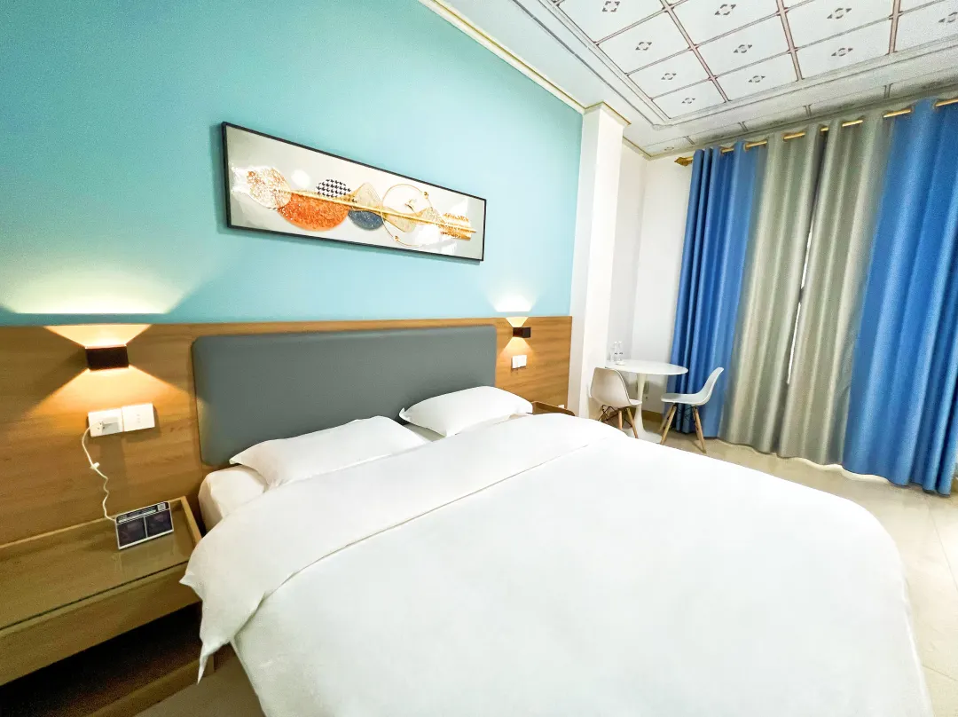 Fangchenggang Haijing Hotel - 팡청강 시