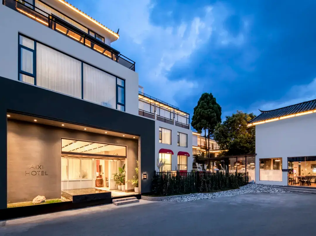 Aixi Hotel In Lijiang Ancient Town - Lijiang