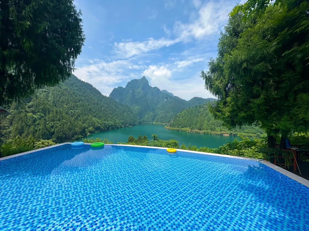 Chaaoxi Alpine Lake Cabin - Zhangjiajie