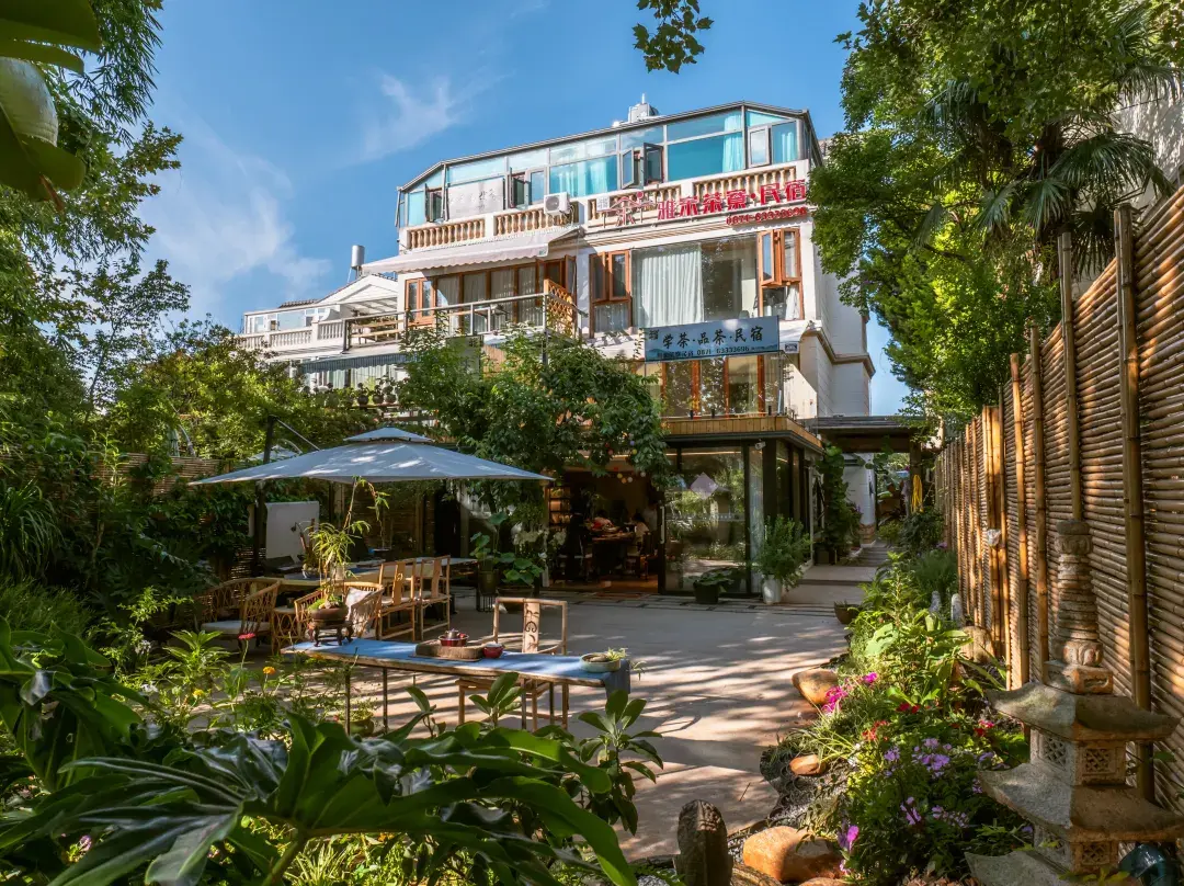 Bianguo Sanye Yasong Chaliao·b&b - Kunming