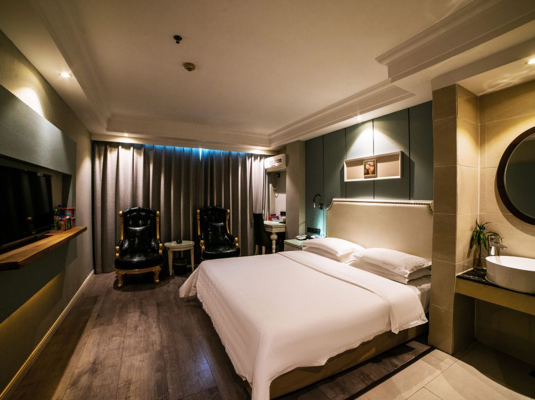 Baiyue Holiday Inn - Shiyan