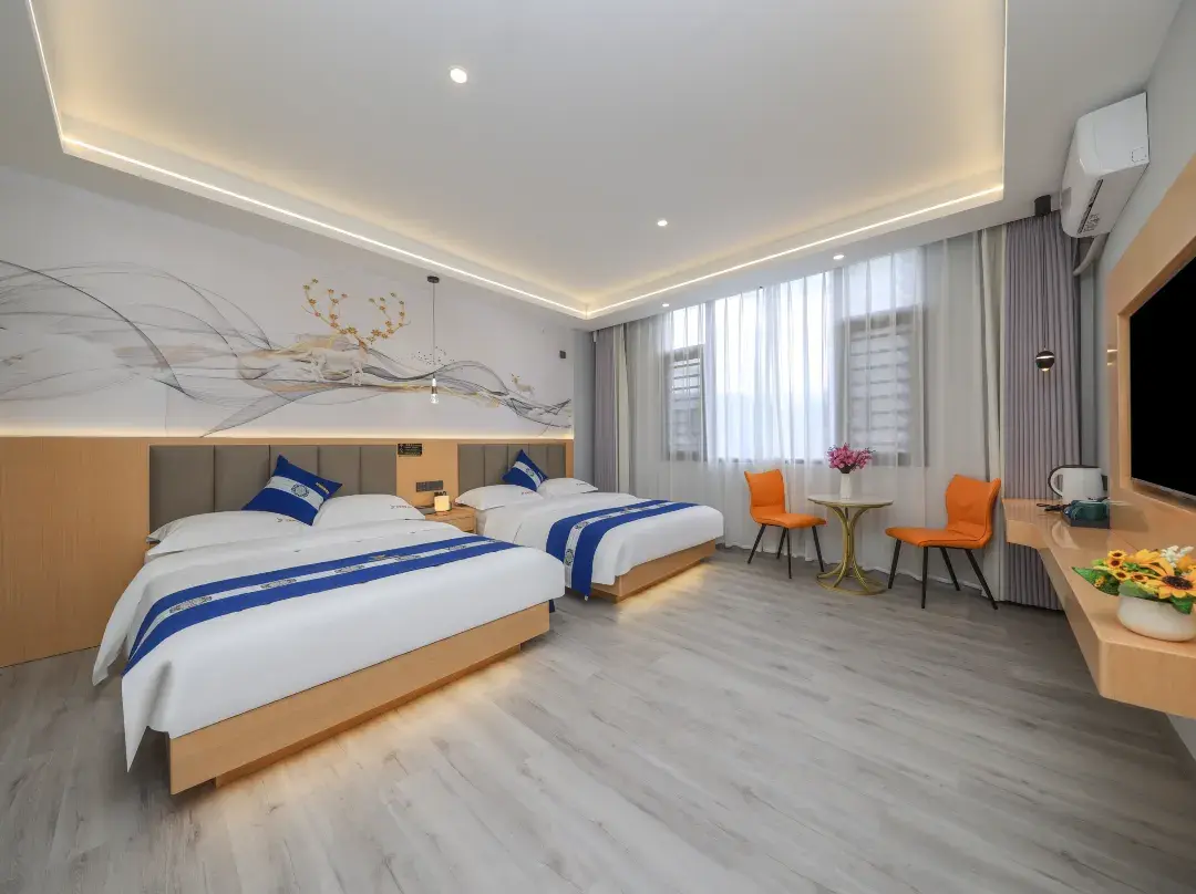Linyi Longrui Smart Hotel - Lincang
