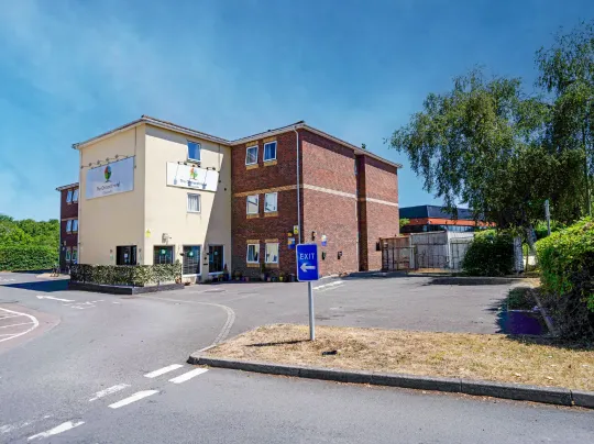 Go2 Gloucester Hotel By Oyo - Gloucester