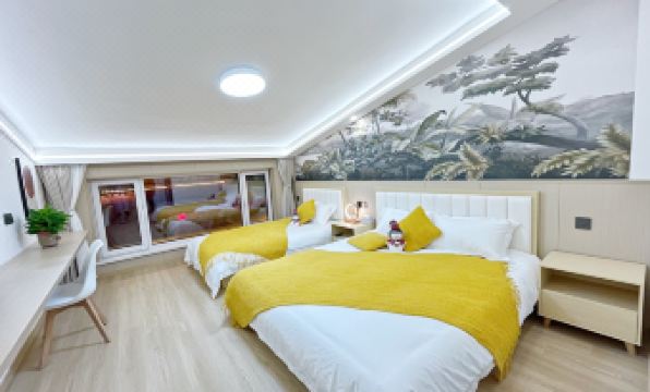 Muxue Mountain Residence Hotel (China's Snow Town Scenic Area)(沐雪山居酒店 ...