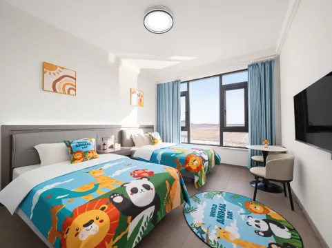 Yi · Home Homestay - Shanghai