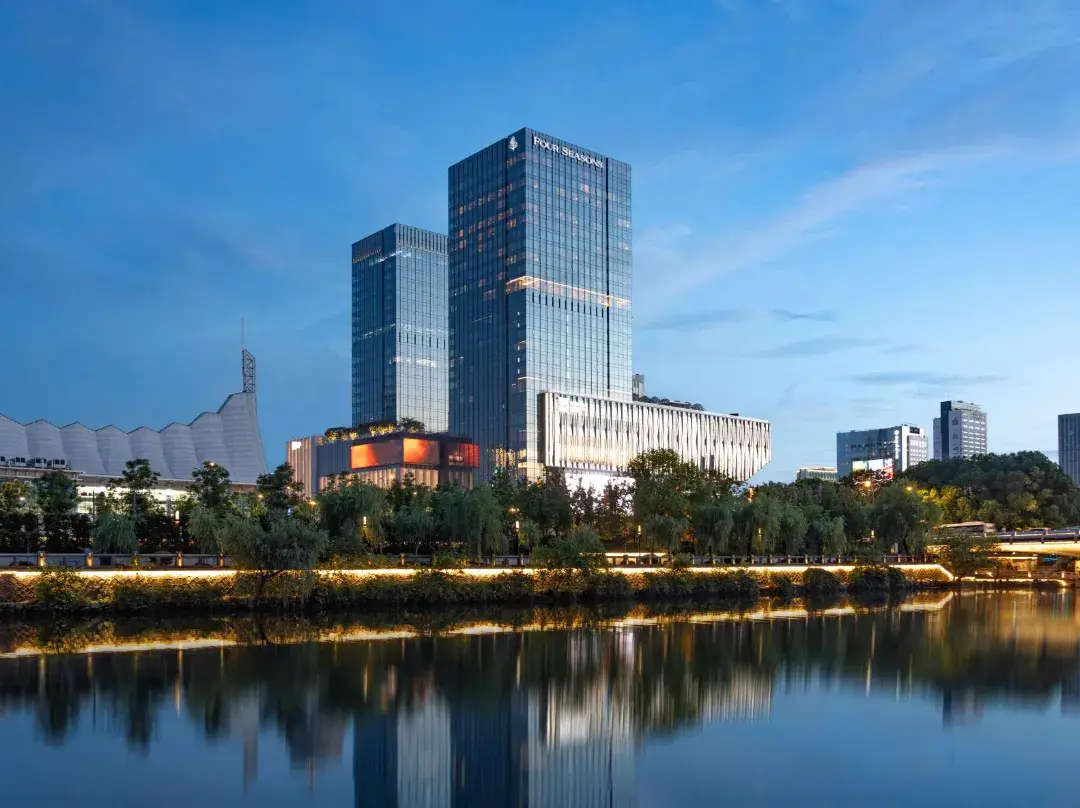 Four Seasons Hotel Hangzhou At Hangzhou Centre - Hangzhou