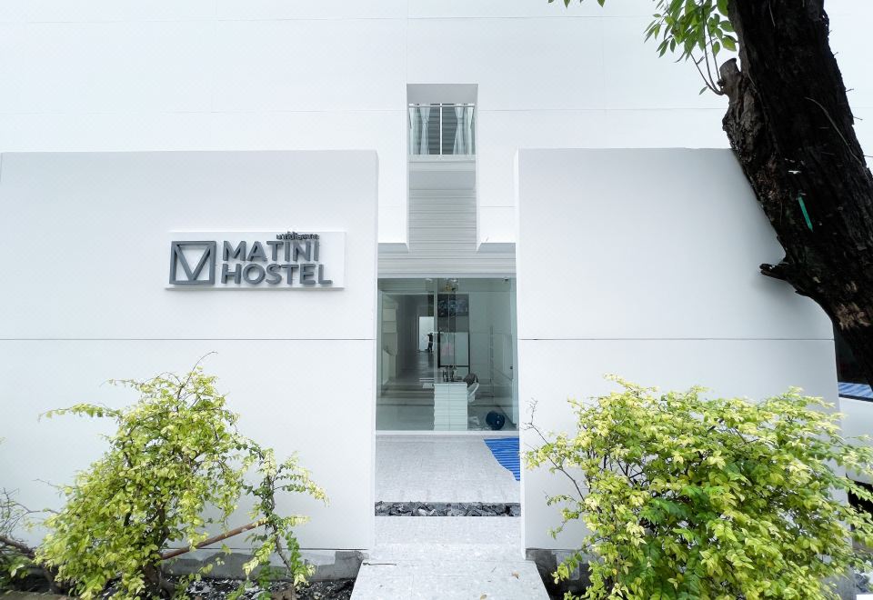 Matini Hostel Grandstation,Bangkok - Updated Prices & Hotel Reviews ...