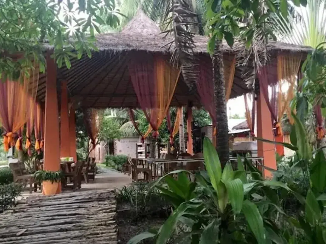 Kalacanal Resort - Mueang Samut Songkhram District