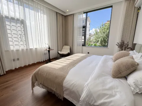 Dali Yunrong Resort - Quiet Homestay - Dali