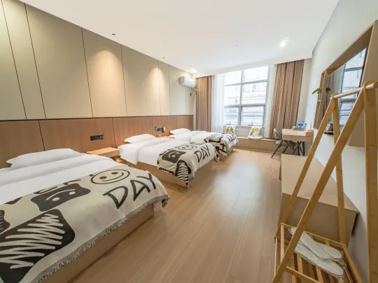 Jifeng Light Luxury Hotel - Jingdezhen