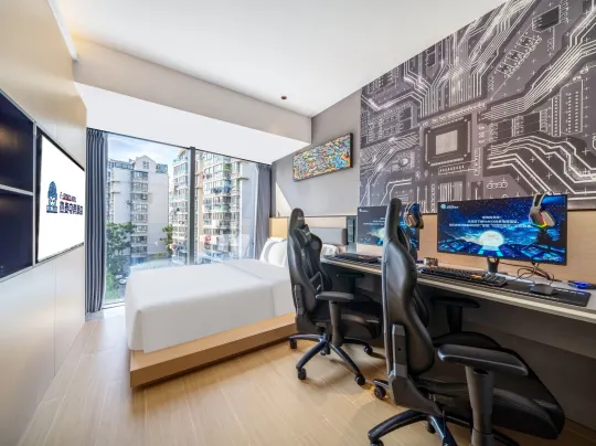 Remax Remai Planet E-sports Hotel - Ningbo