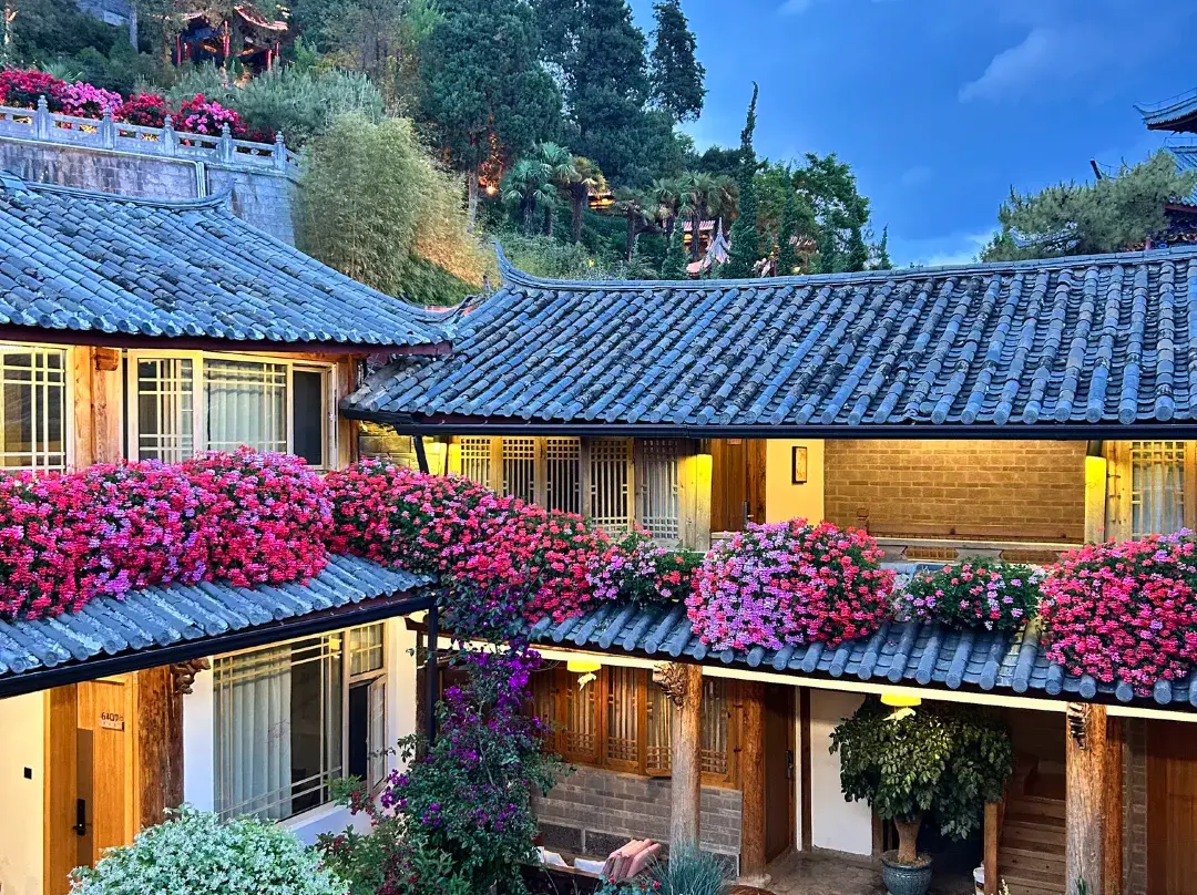 Huazizai Garden Inn - 리장 시
