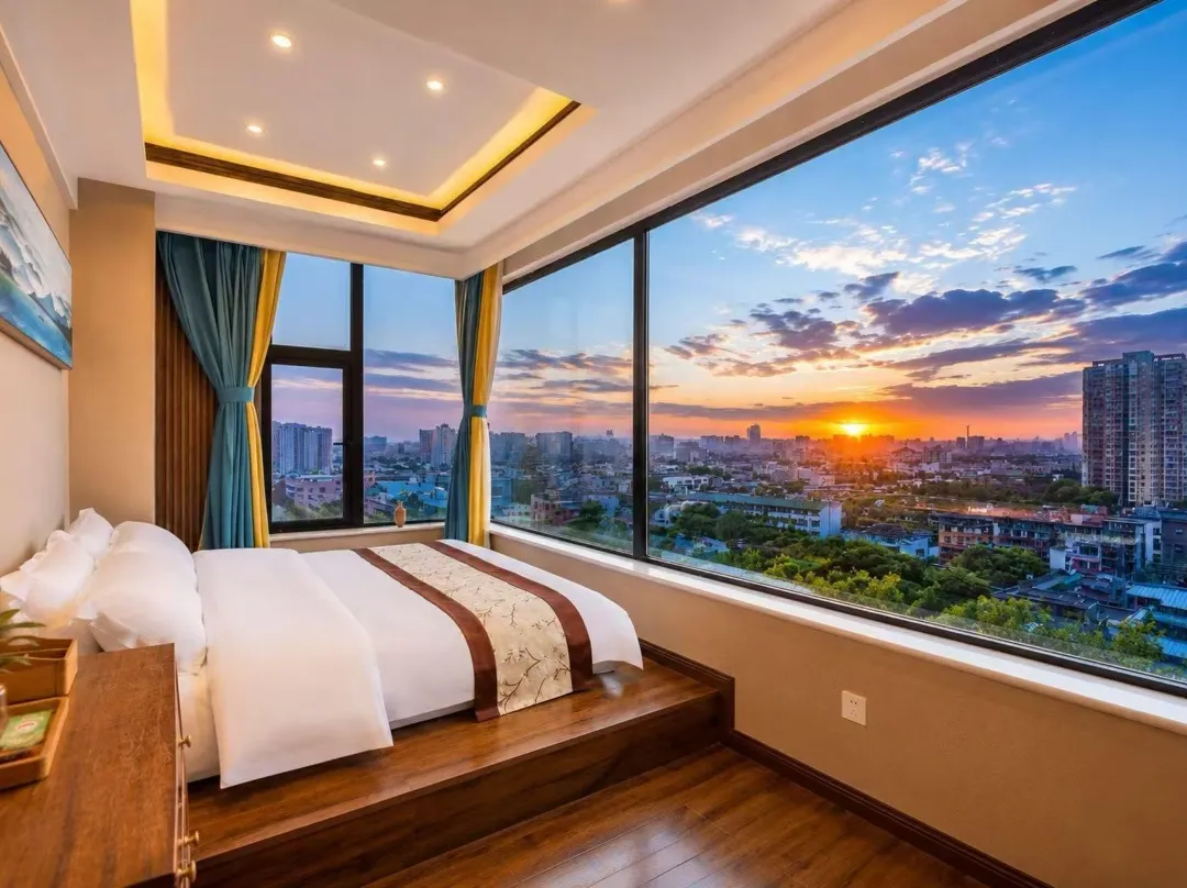 Chengdu Hometown Hotel - Chengdu
