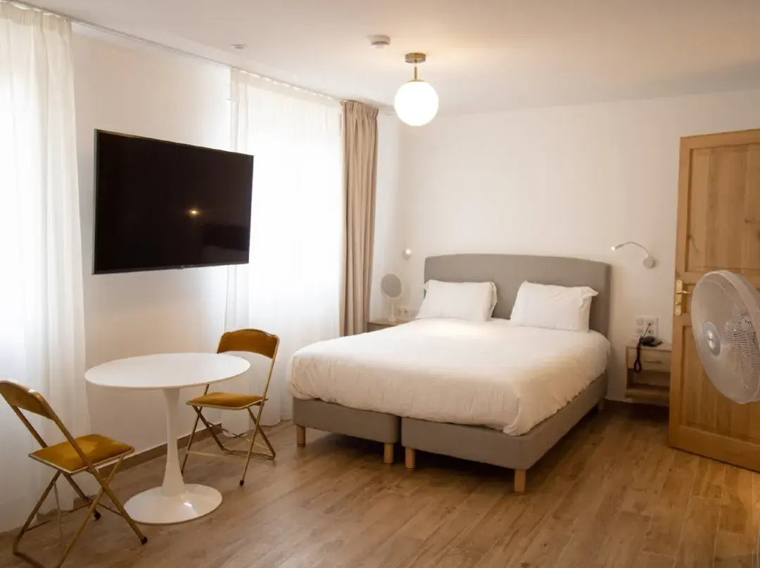 Les Rebelles Hôtel - Paris