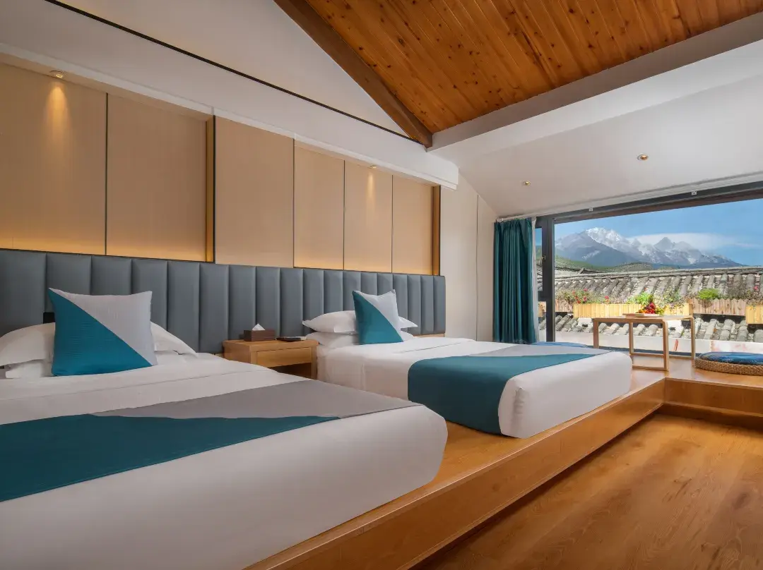 Lijiang Phoenix Health Resort Hotel - Lijiang