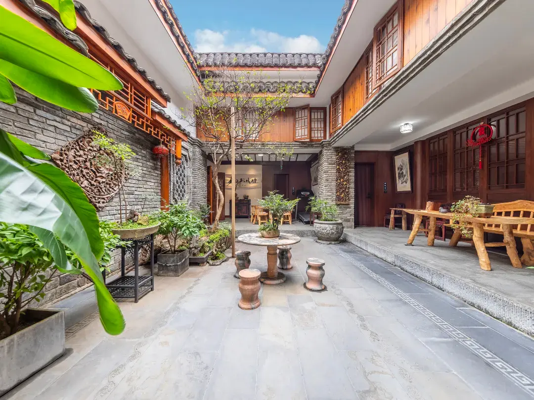 Leshan Lizhuang Bieyuan - Leshan