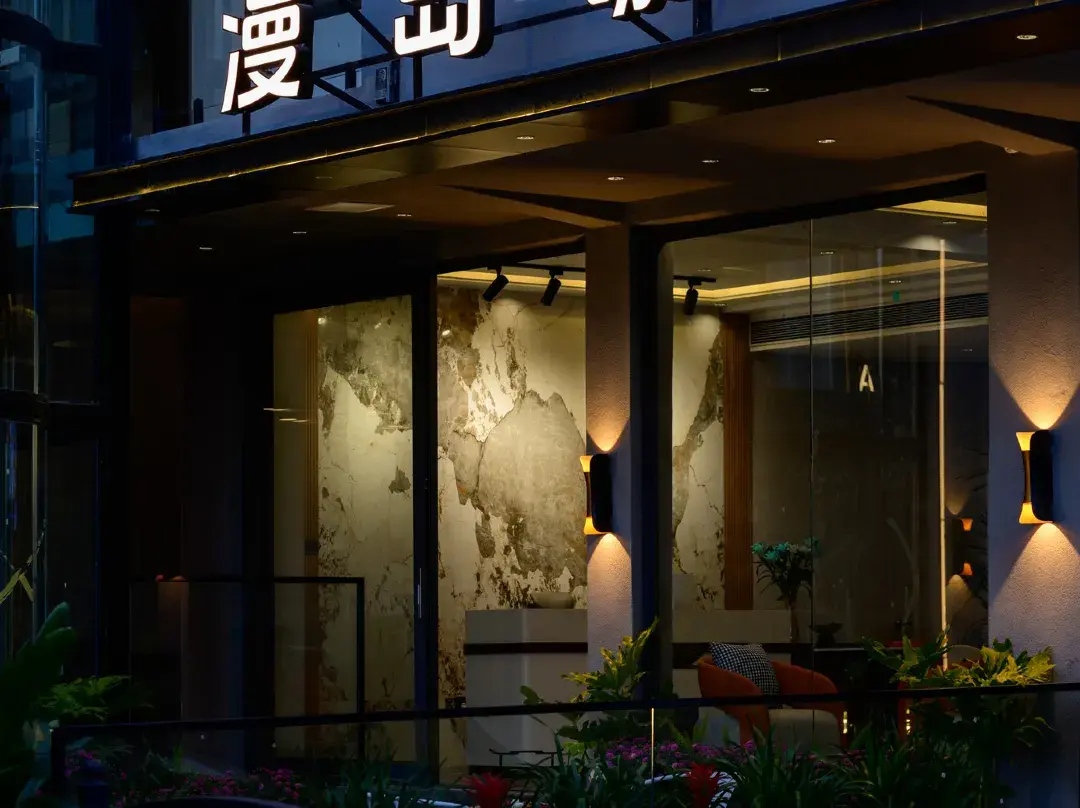 Lijiang Old Town Man Island Coffee & Stay - Lijiang