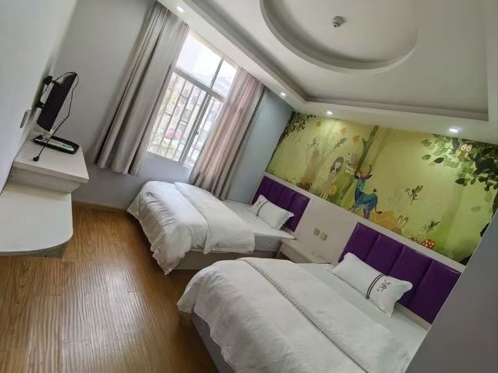 2025 Updated Prices, Deals & Reviews | Trip.com