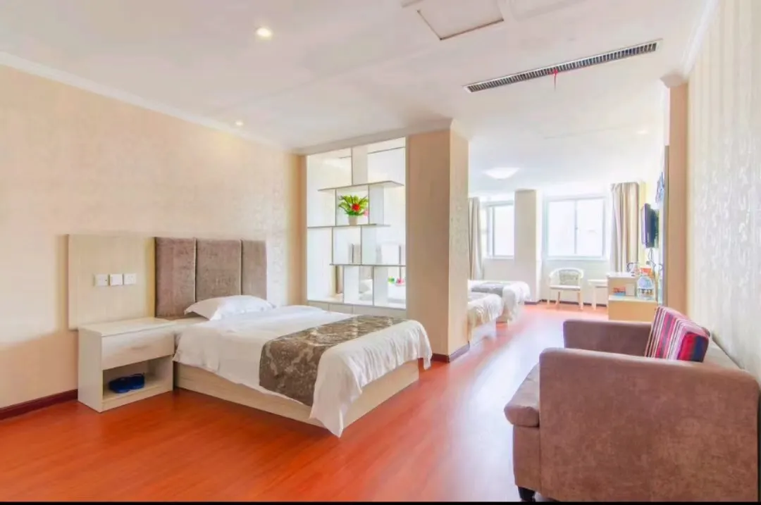 Naya Express Hotel - Xinyang