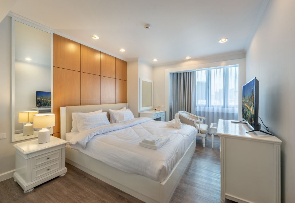 Neom Town Residence, Bangkok - 2025 Latest Prices & Deals | Trip.com