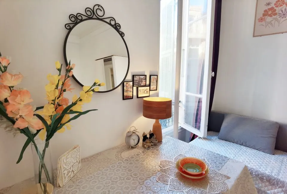 Appartement ÉLégant En Centre-ville Avec Balcon Et Lit Double - Niza